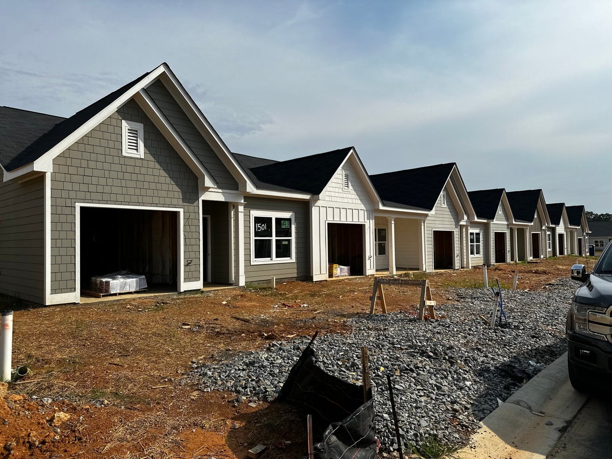 RED TOP CONSTRUCTION LLC