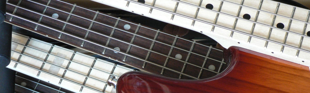 Solid body / Bass guitars | Boutique Electrique
