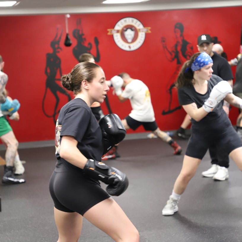 Tomines Boxing