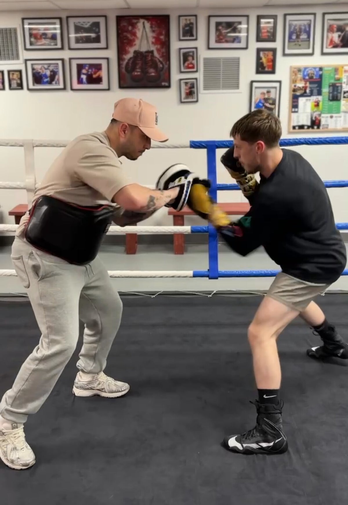 Tomines Boxing