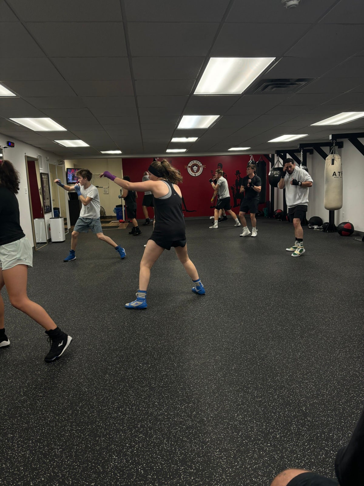 Tomines Boxing