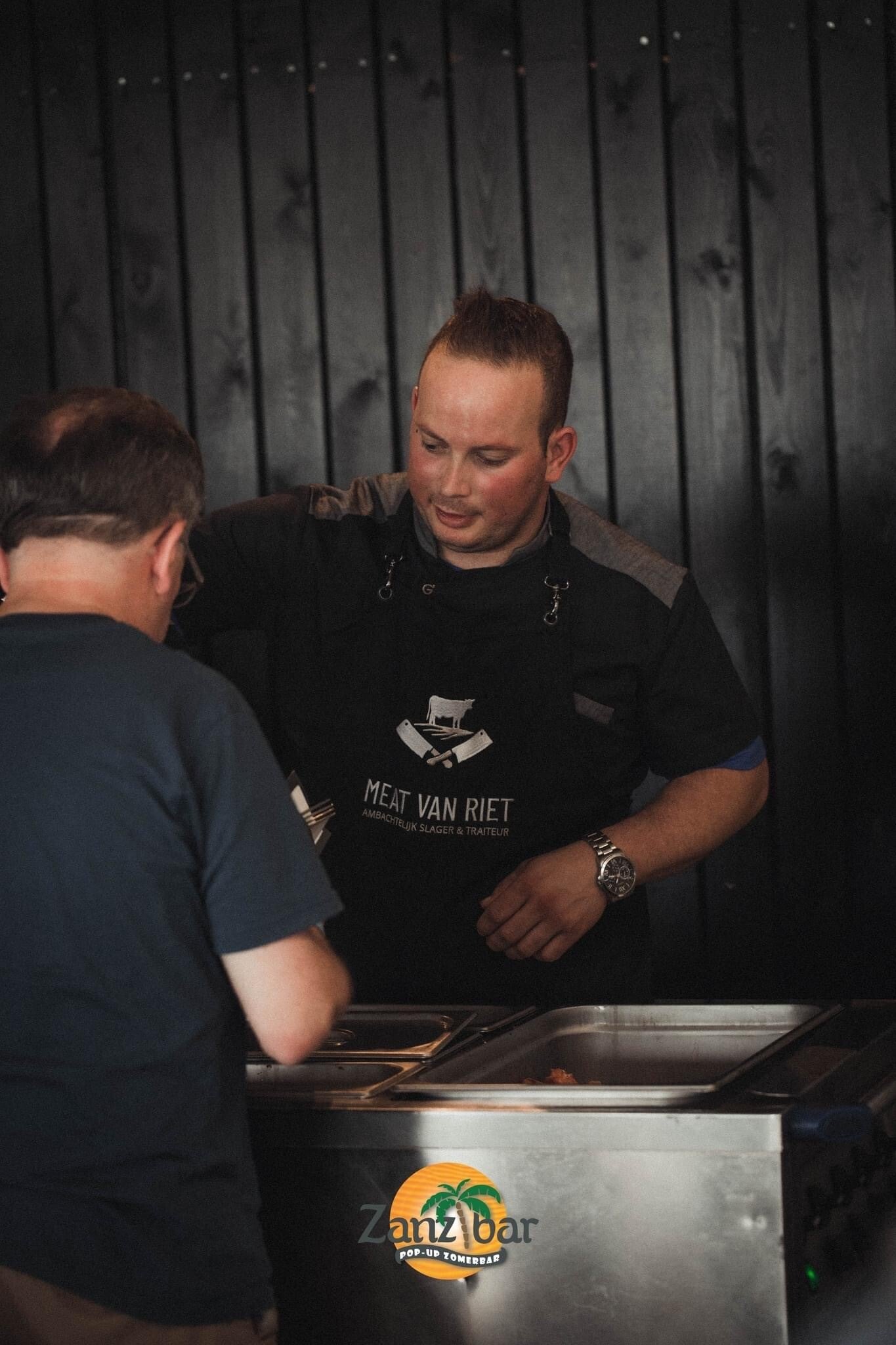 Boek een BBQ | Meat Van Riet