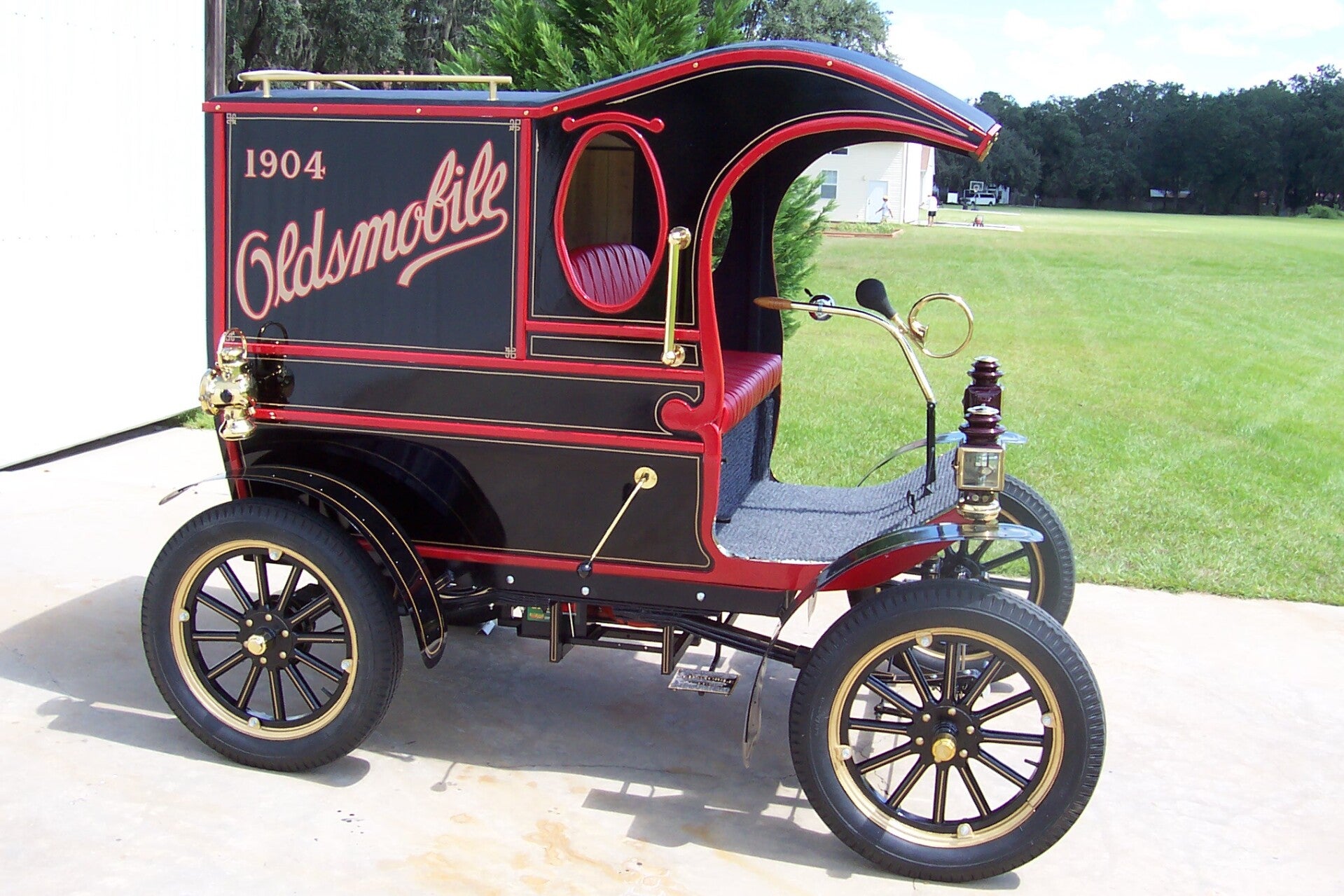 Horseless Carriage Replicas