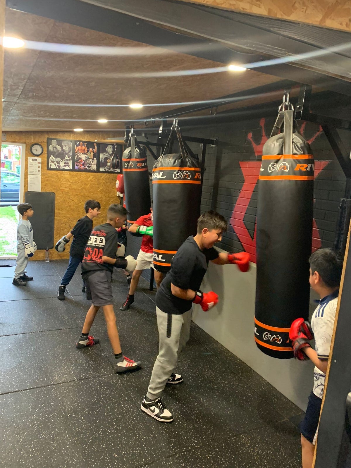 Classes and private sessions | Drago's Gym