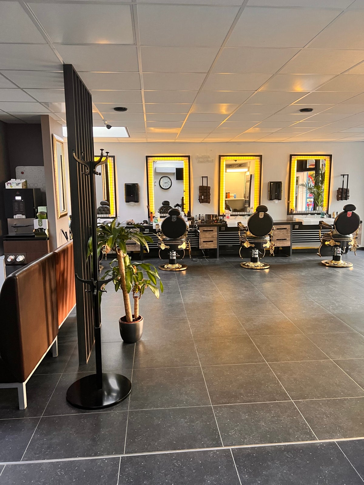 Beste Kapper Heerhugowaard - Hollywoodbarbersclub Heerhugowaard