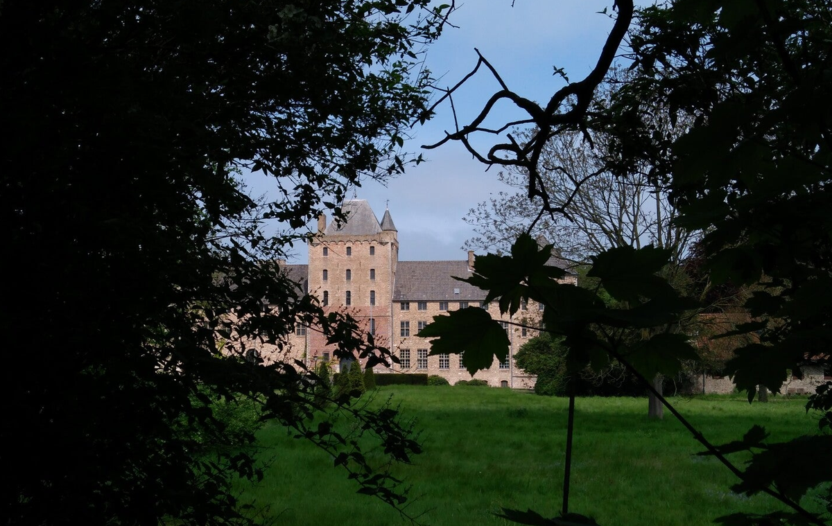 Kasteel van Male / Kastelen in Sint-Kruis / Heemkundige info over Sint ...
