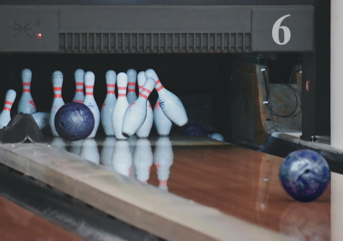 DV8 / mid performance / webshop | Bowlingshop lelystad